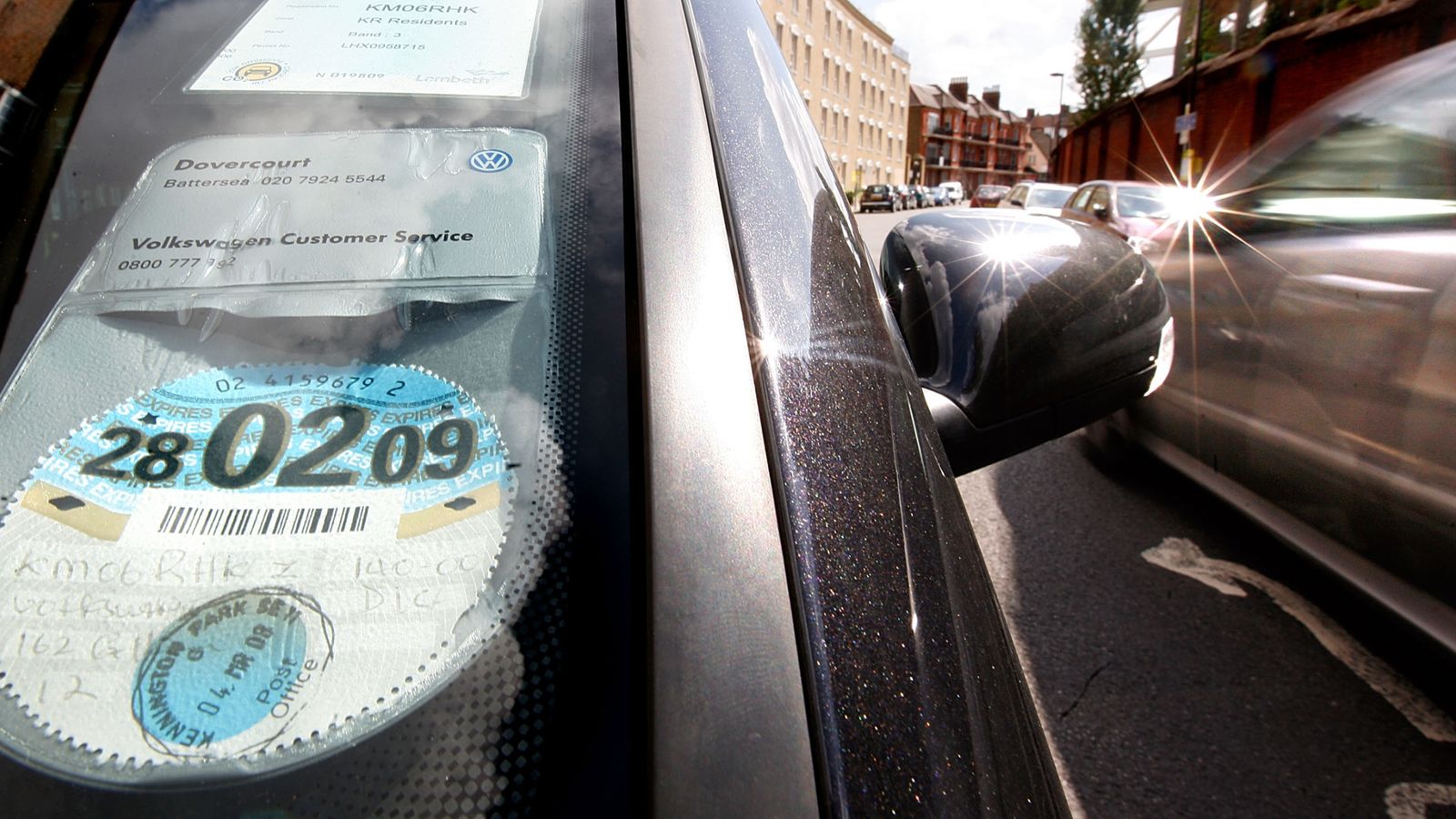 Wrong turn? car tax disc abolition 'costly' as evasion trebles | Money ...