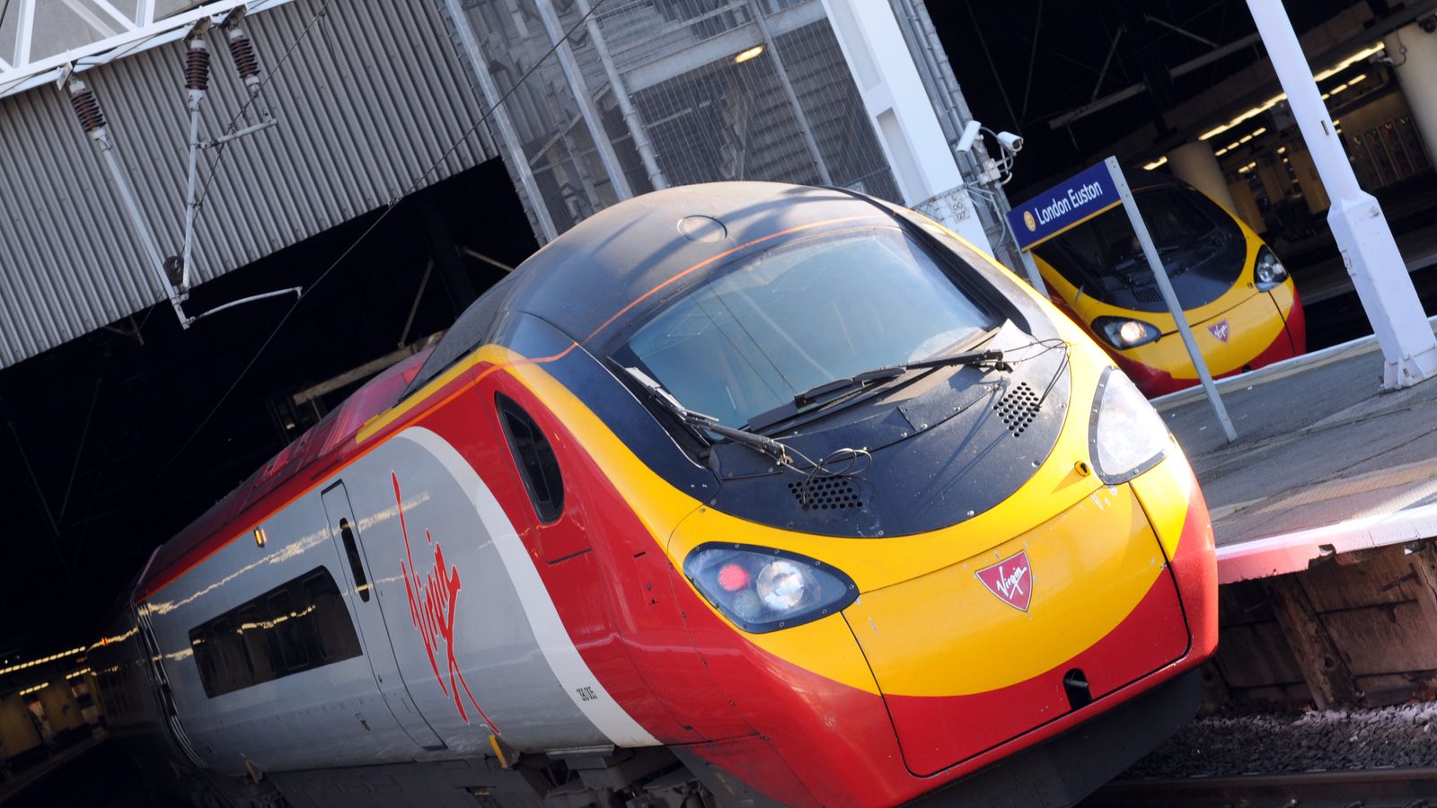 Virgin Trains: Staff to strike on Friday before Christmas | UK News ...