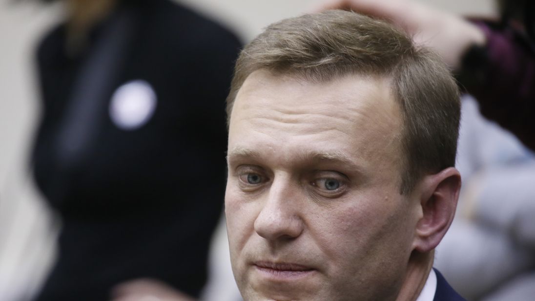 Putin Critic Alexei Navalny Barred From Running In 2018 Russian Election