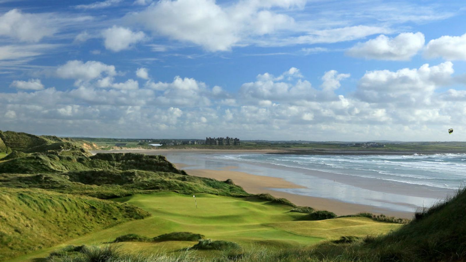 Donald Trump to build his wall in Ireland amid climate change 'irony ...