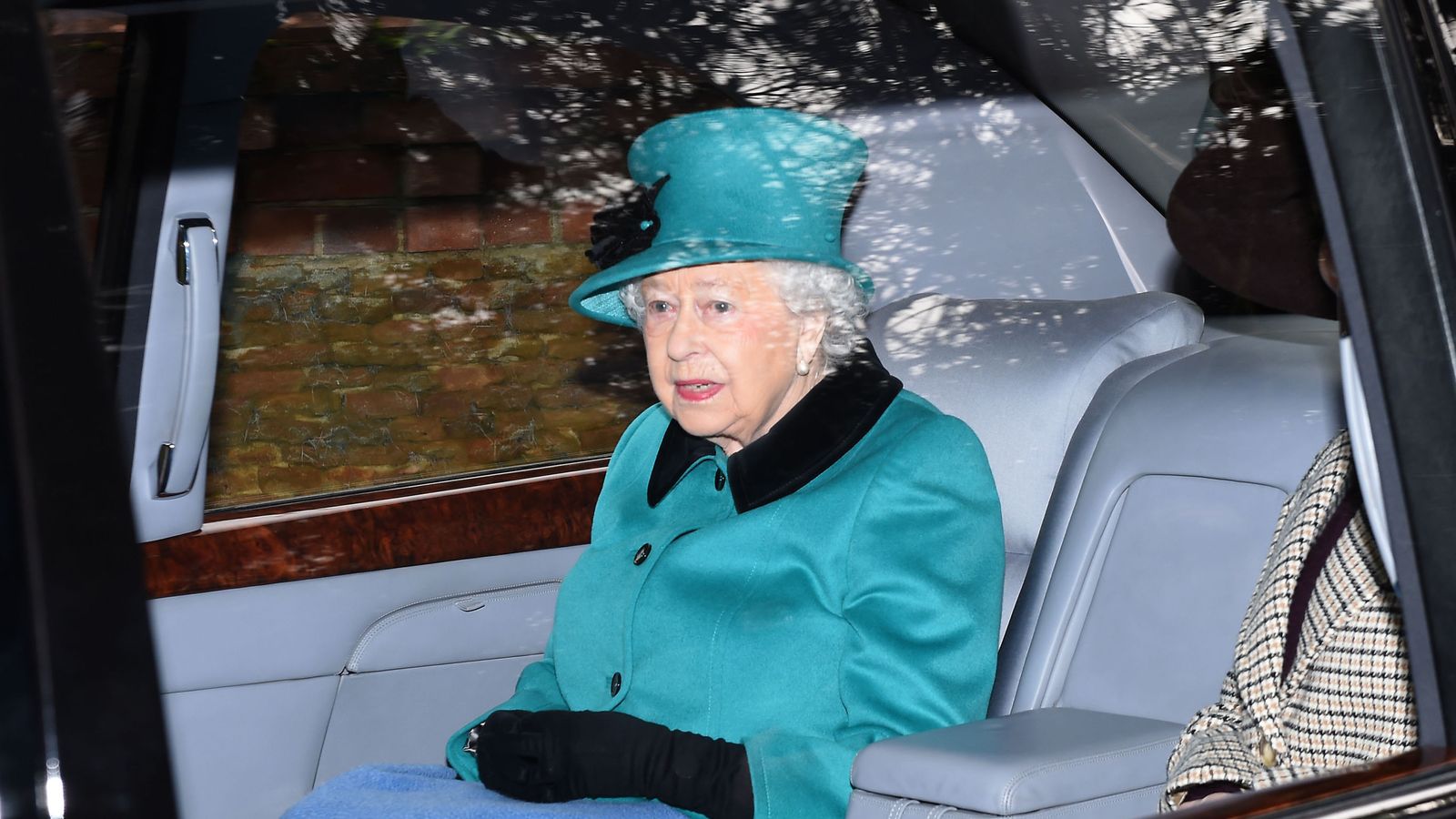 Queen's lingerie fitter Rigby & Peller loses royal warrant following ...
