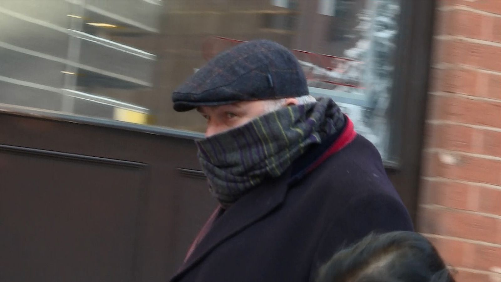 Surgeon Simon Bramhall avoids jail for burning his initials on patients ...