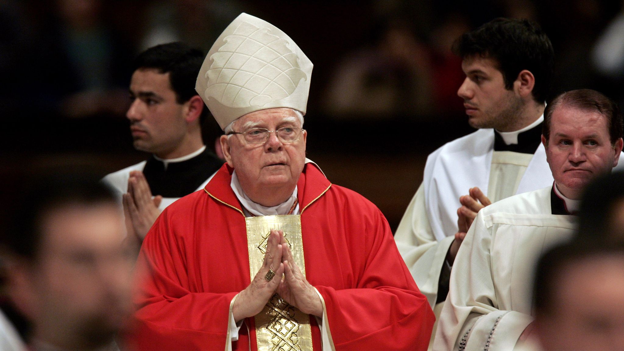 Cardinal Law, symbol of Church's sex abuse scandal, has died at 86 | US ...