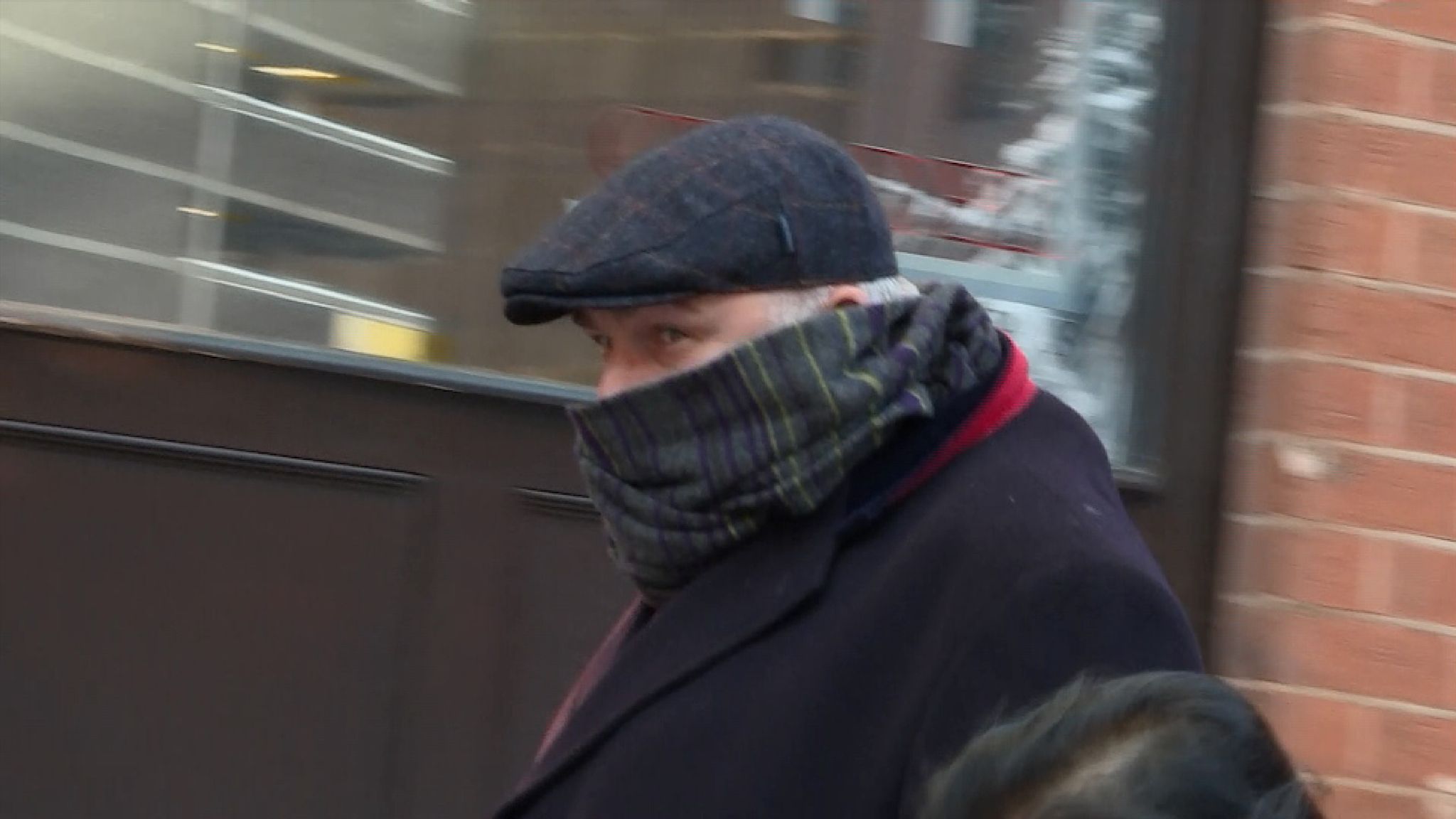 Surgeon Simon Bramhall avoids jail for burning his initials on patients ...