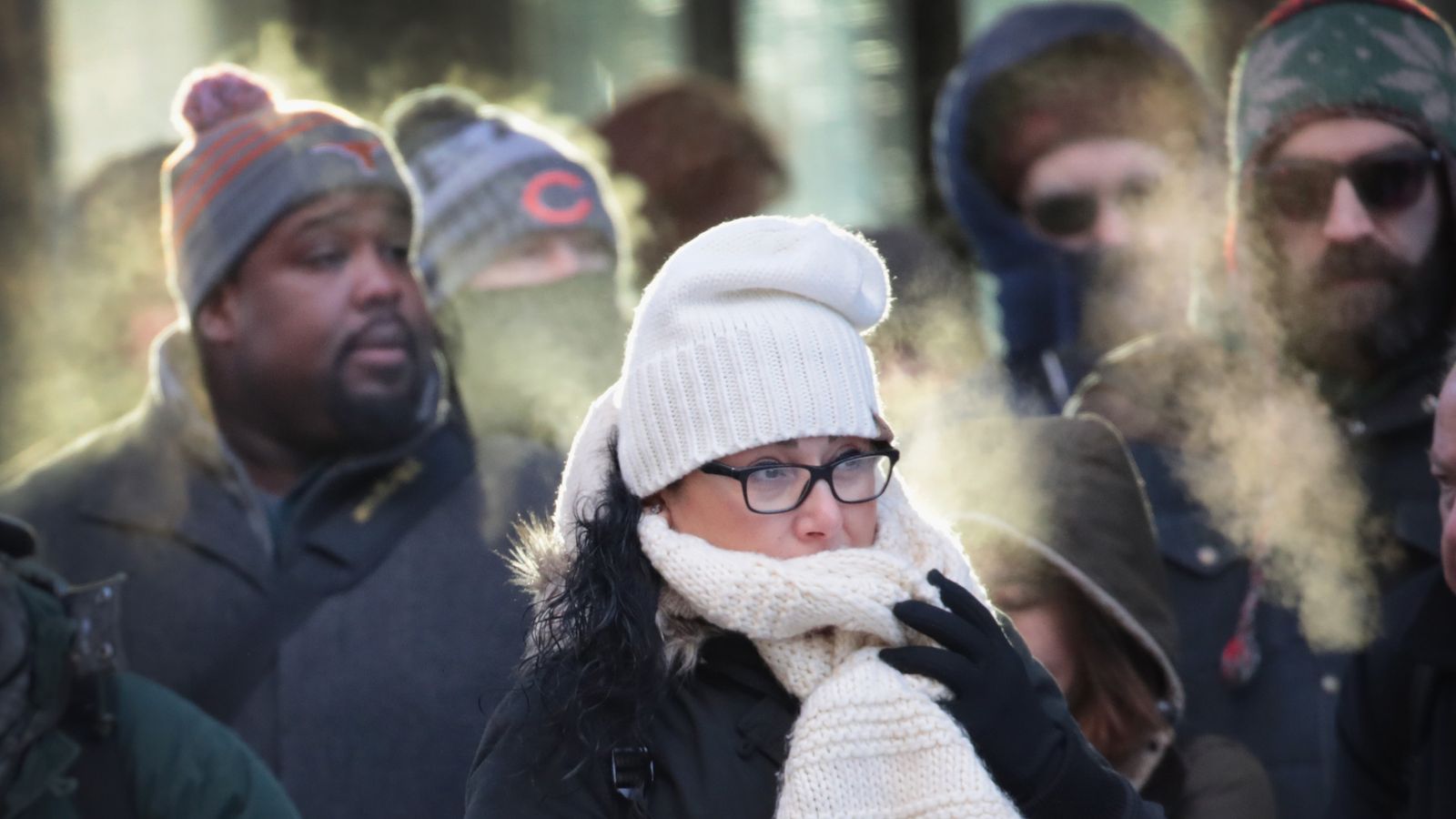 'Bomb cyclone' set to hit freezing US states as record-breaking cold ...
