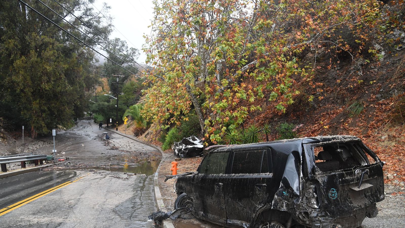 California mudslides: 17 dead and several missing after disaster ...