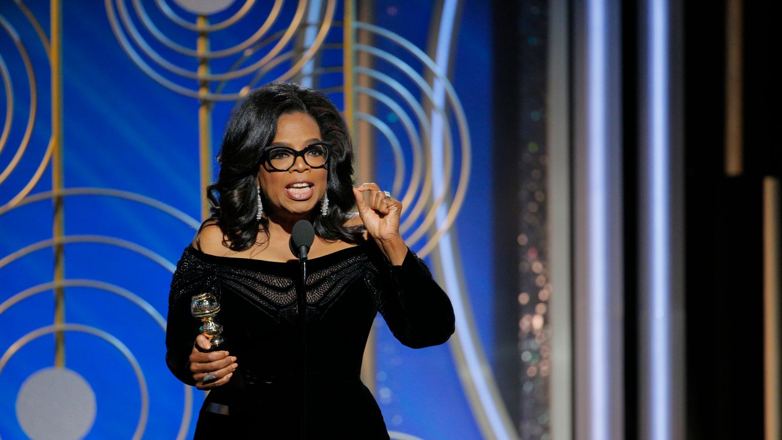 Oprah 'actively thinking' of running for the White House | Ents & Arts ...