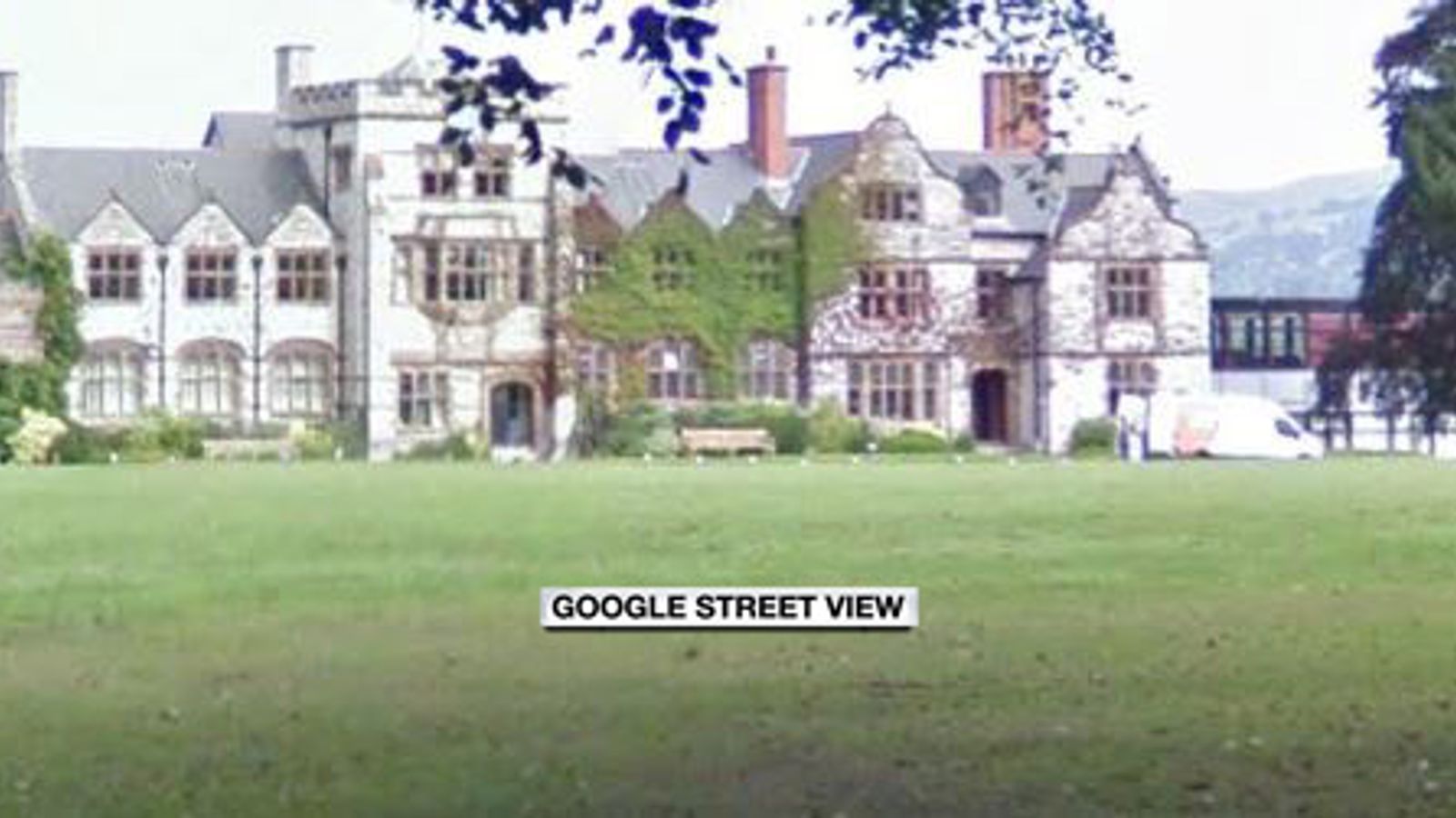 Head of top boarding school threatens to expel pupils in relationships ...