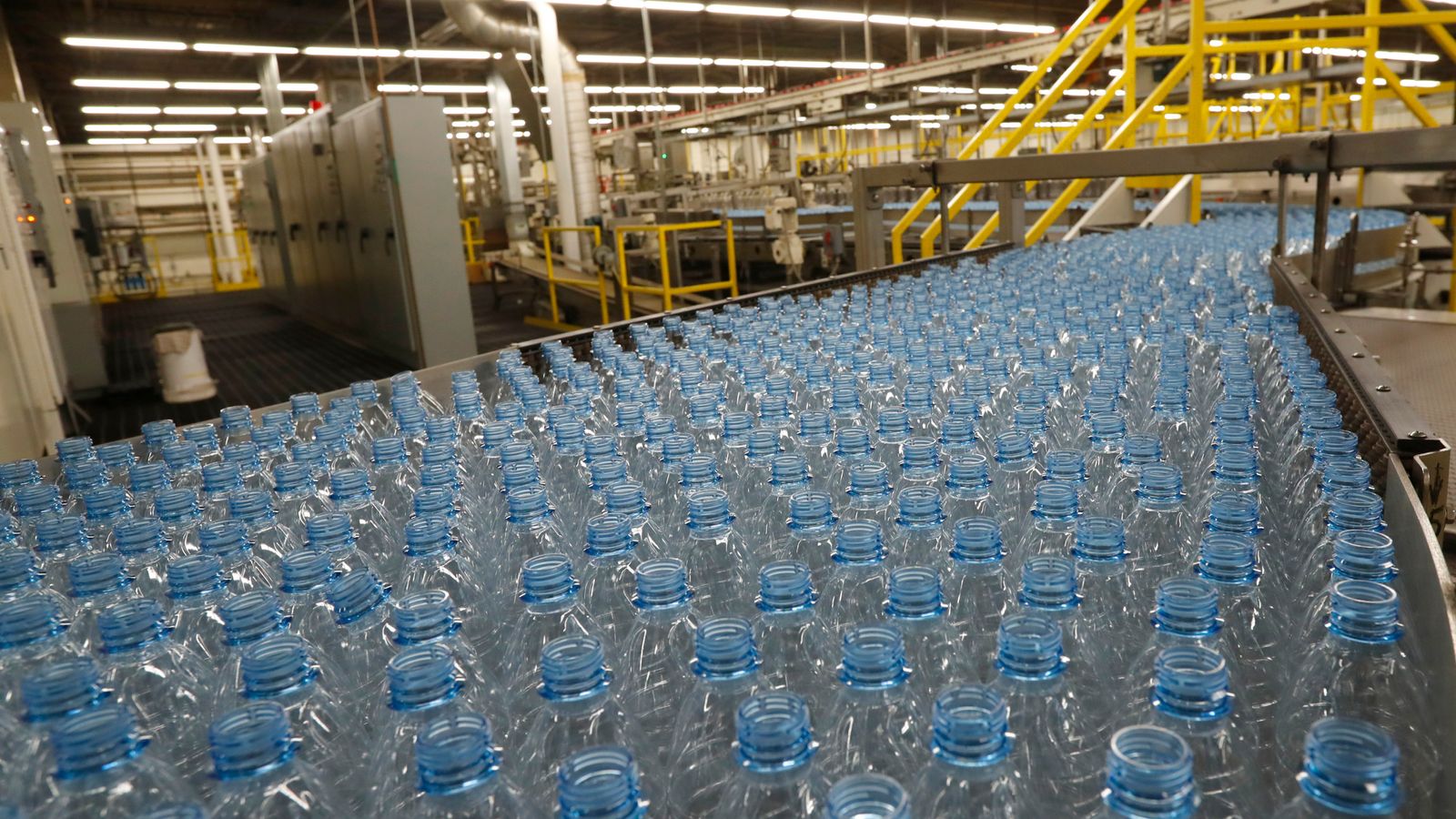 Microplastics 'found in nearly all bottled water' - study | Science ...