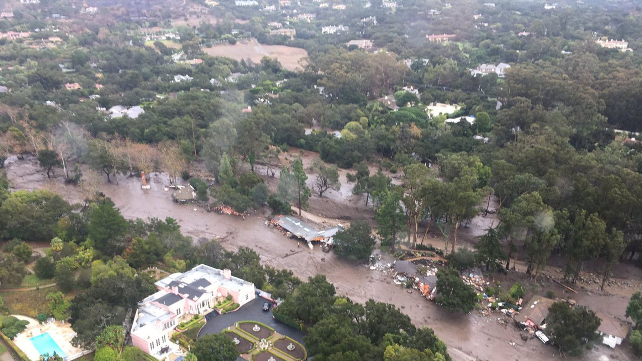 In pictures: Devastation after deadly California mudslides | World News ...