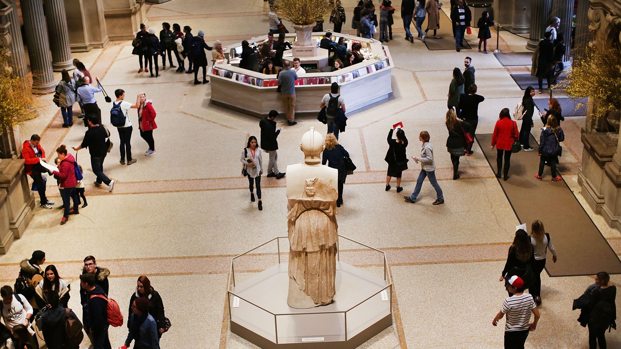 NY's Metropolitan Museum of Art to charge entry fee for first time in ...