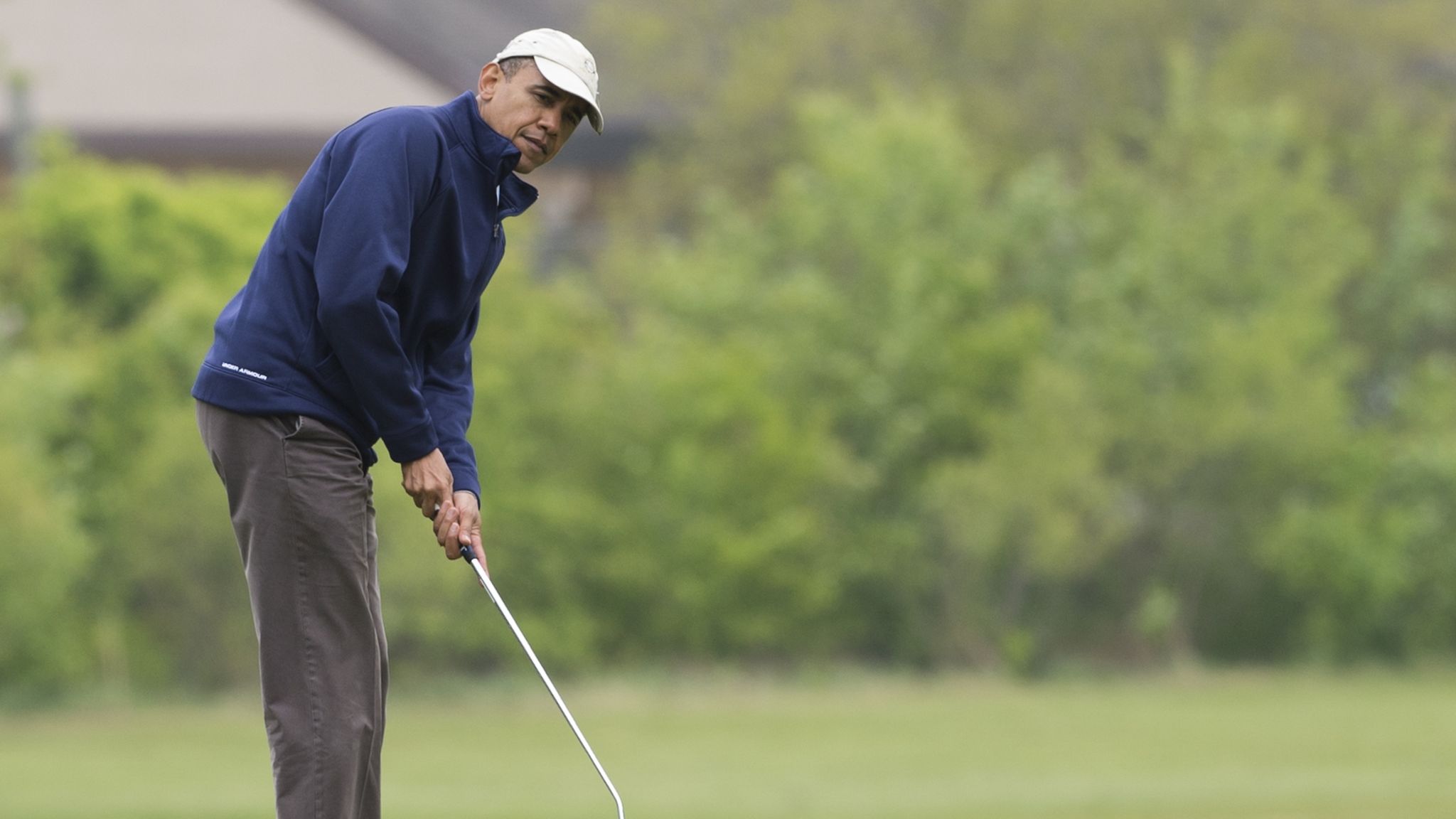 Is Donald Trump playing more golf as President than Barack Obama? | US ...