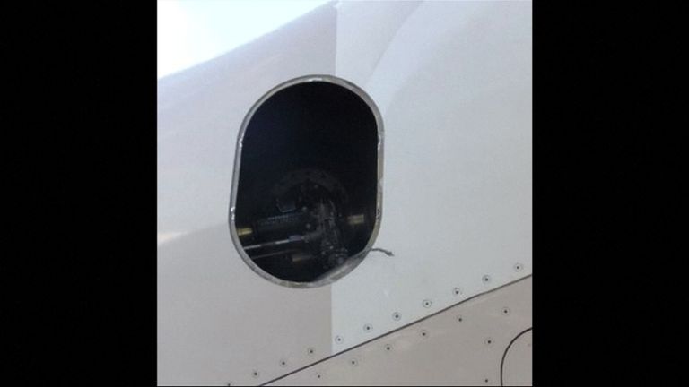 Wing panel falls off Japanese PM's jumbo jet | World News | Sky News