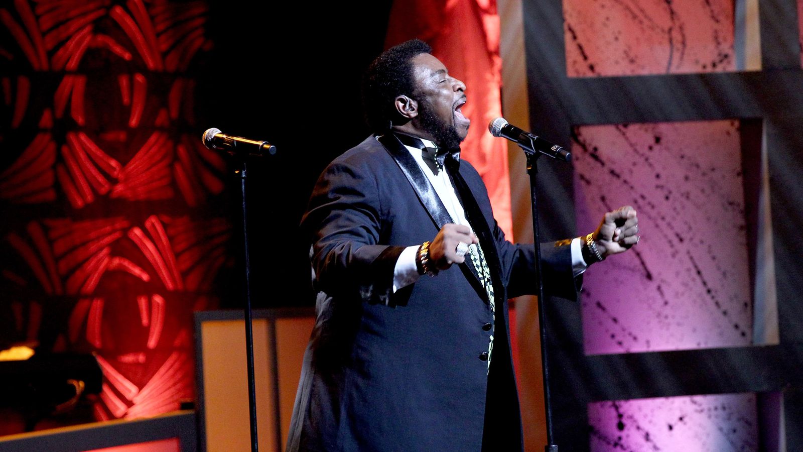 Temptations lead singer Dennis Edwards dies aged 74 | Ents & Arts News ...