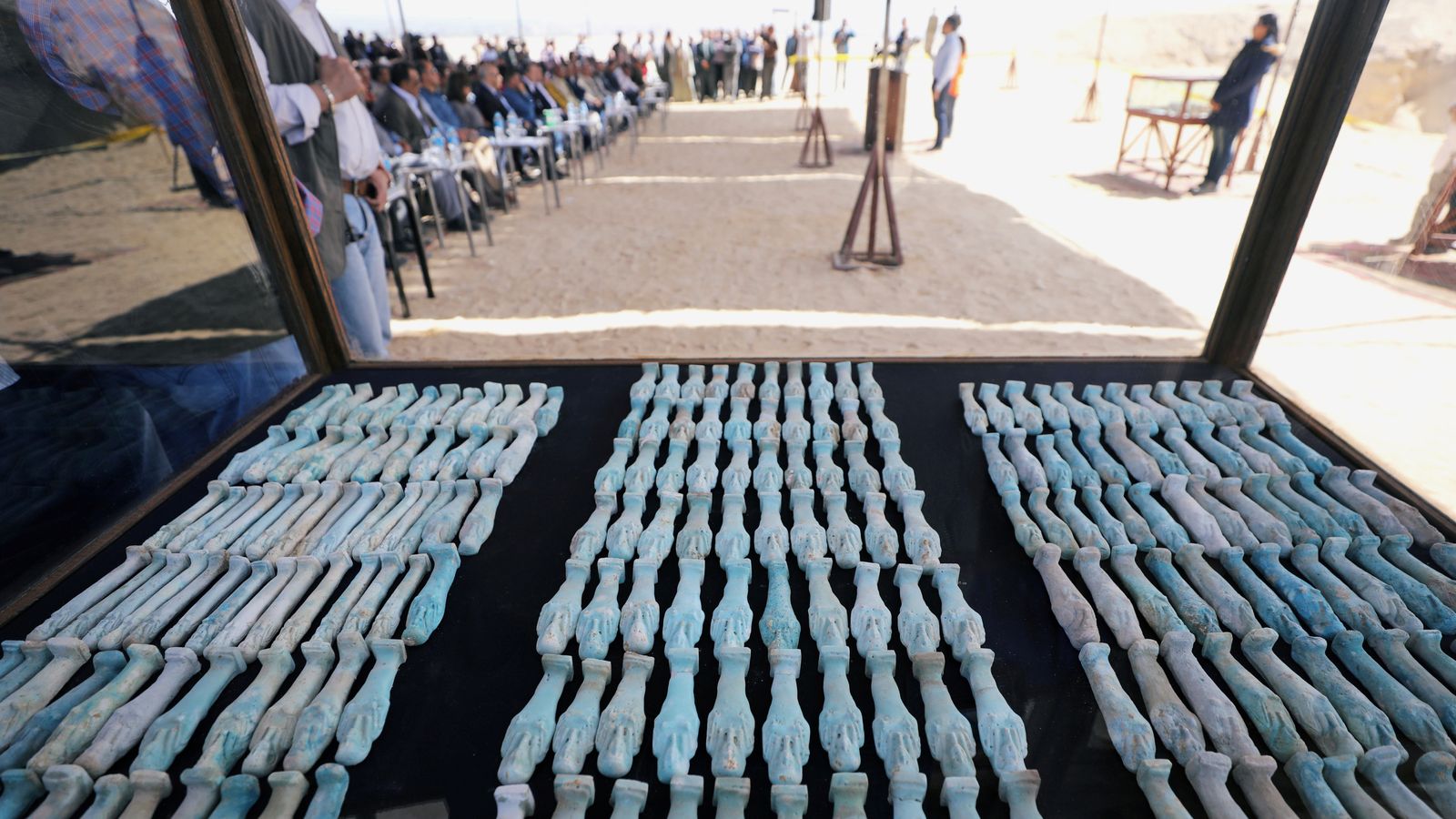 Egyptian archaeologists discover ancient necropolis south of Cairo ...