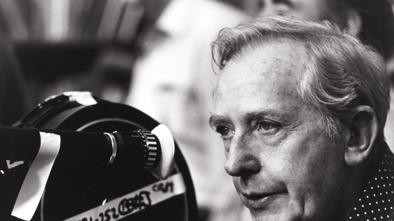 Director Lewis Gilbert, who made three Bond films and Alfie, dies aged ...