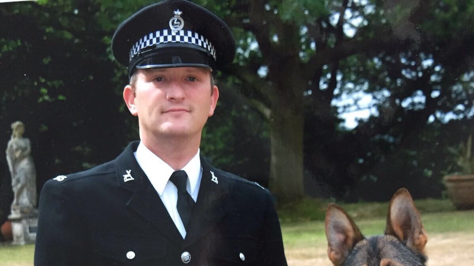 Attacking police animals could become criminal offence under Finn's Law ...