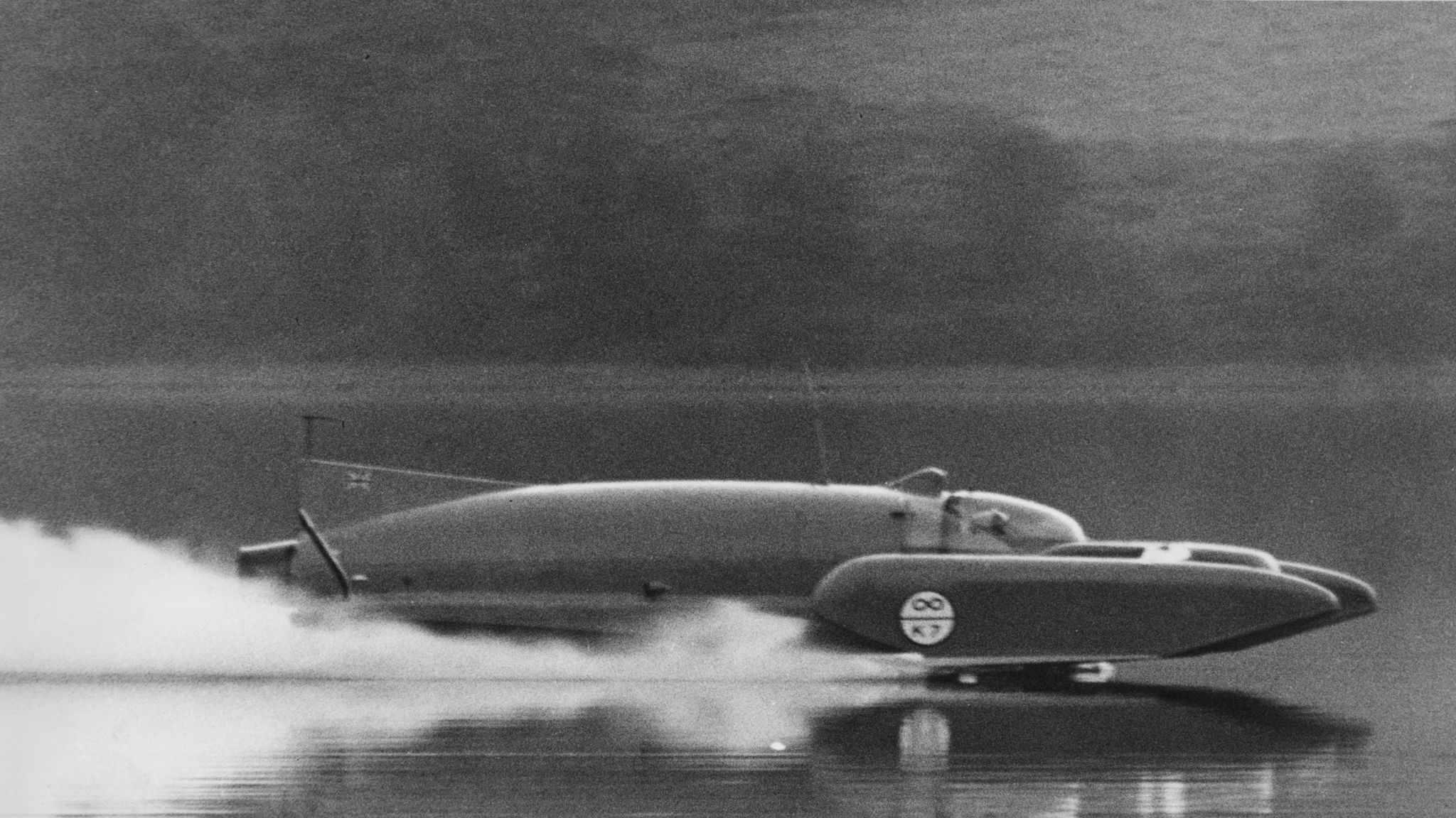 Bluebird hydroplane homecoming postponed due to 'unforeseen ...