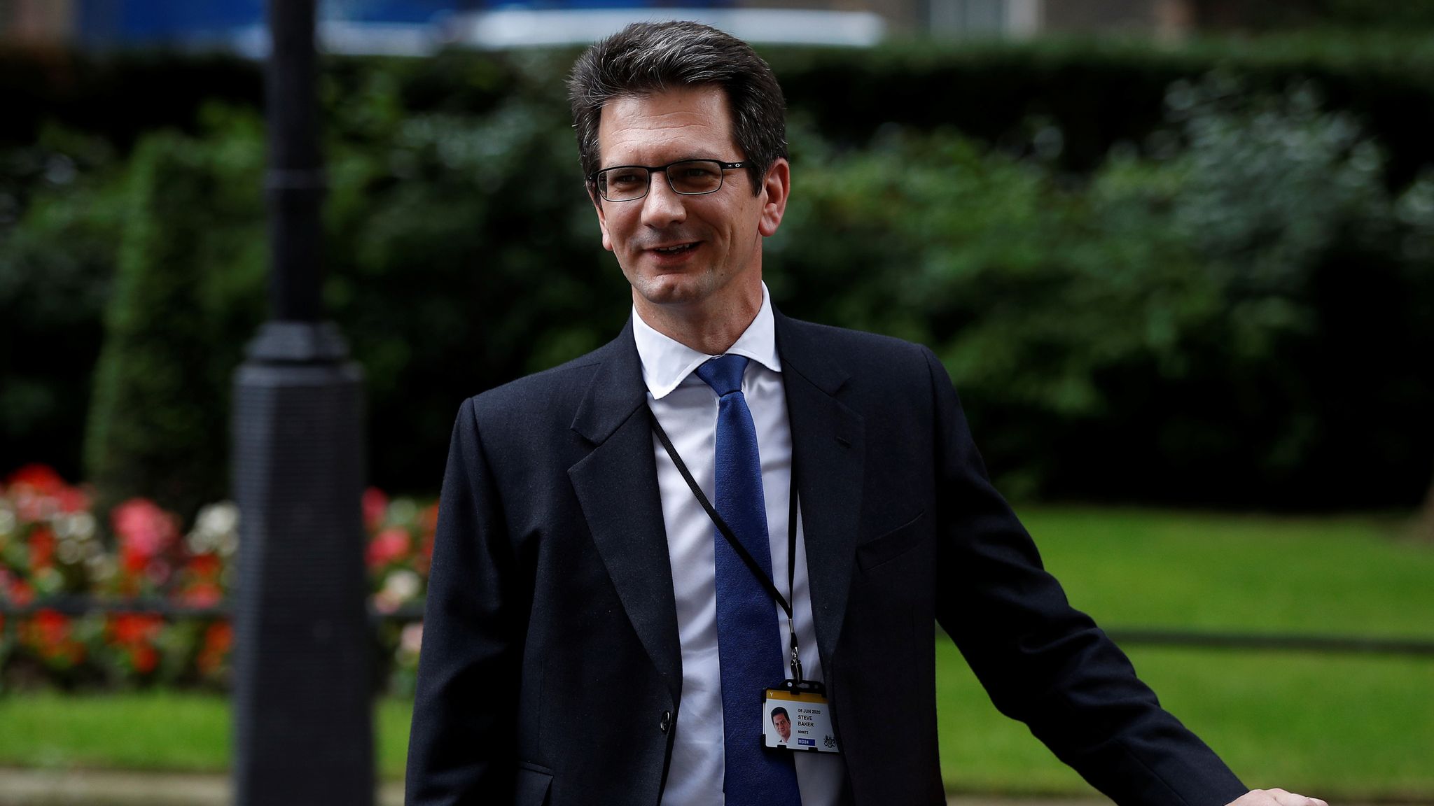 Ex-Brexit minister Steve Baker's skydive ends in 'spiral' emergency ...