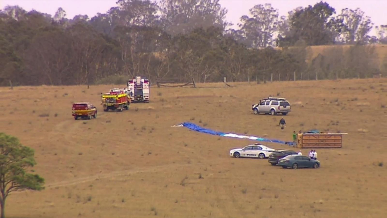 16 hurt as hot air balloon crashes into tree in Australia | World News ...