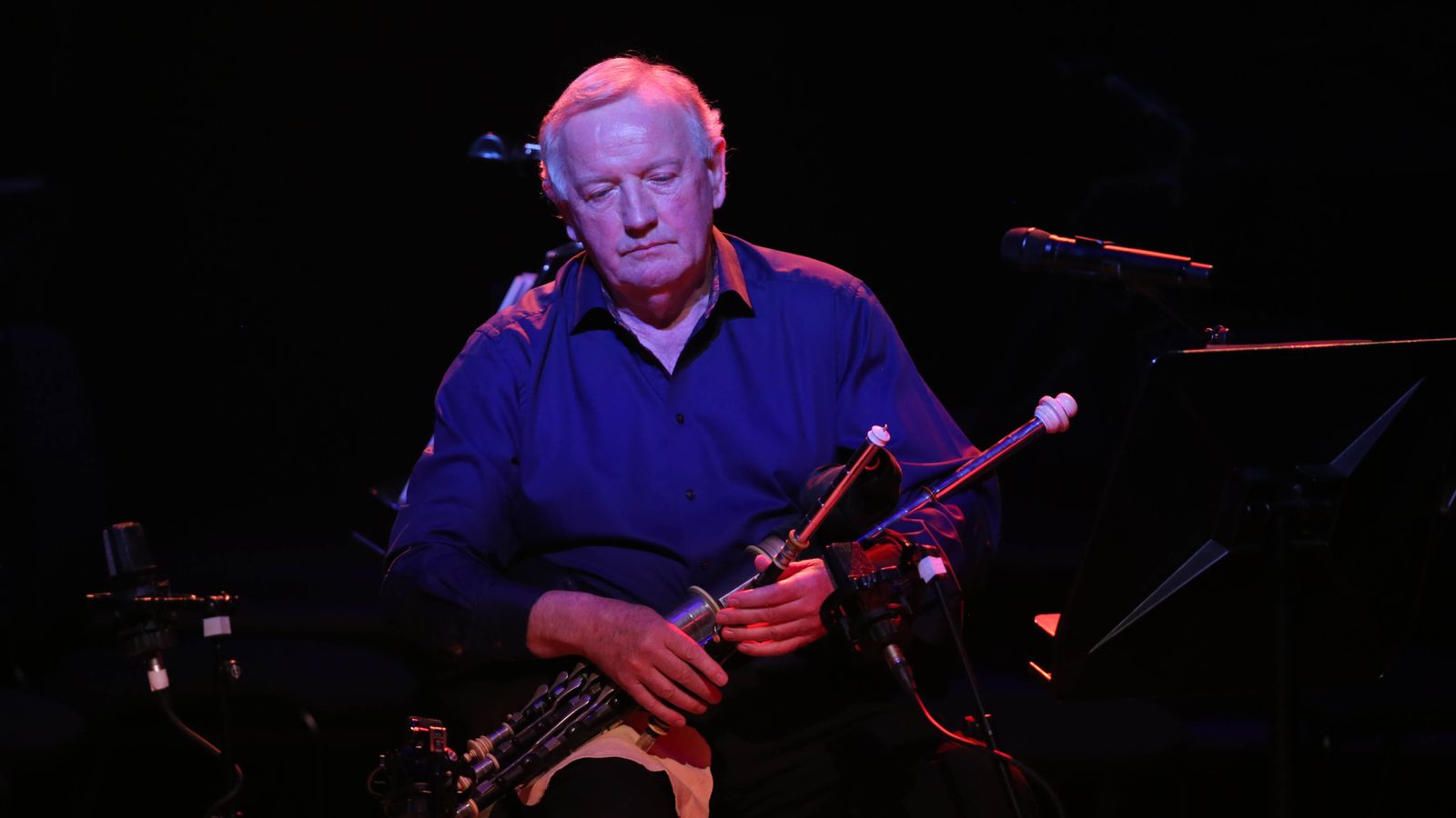 Liam O'Flynn: Master piper who formed folk band Planxty dies after long ...