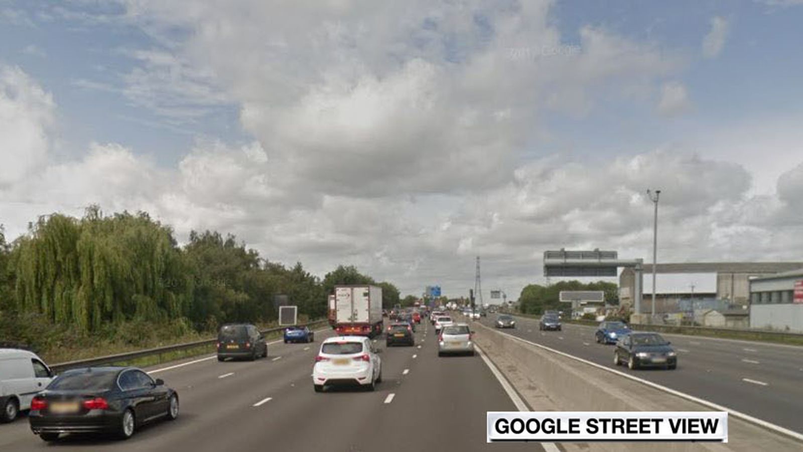 Man arrested after two women killed and girl injured in M25 crash in ...