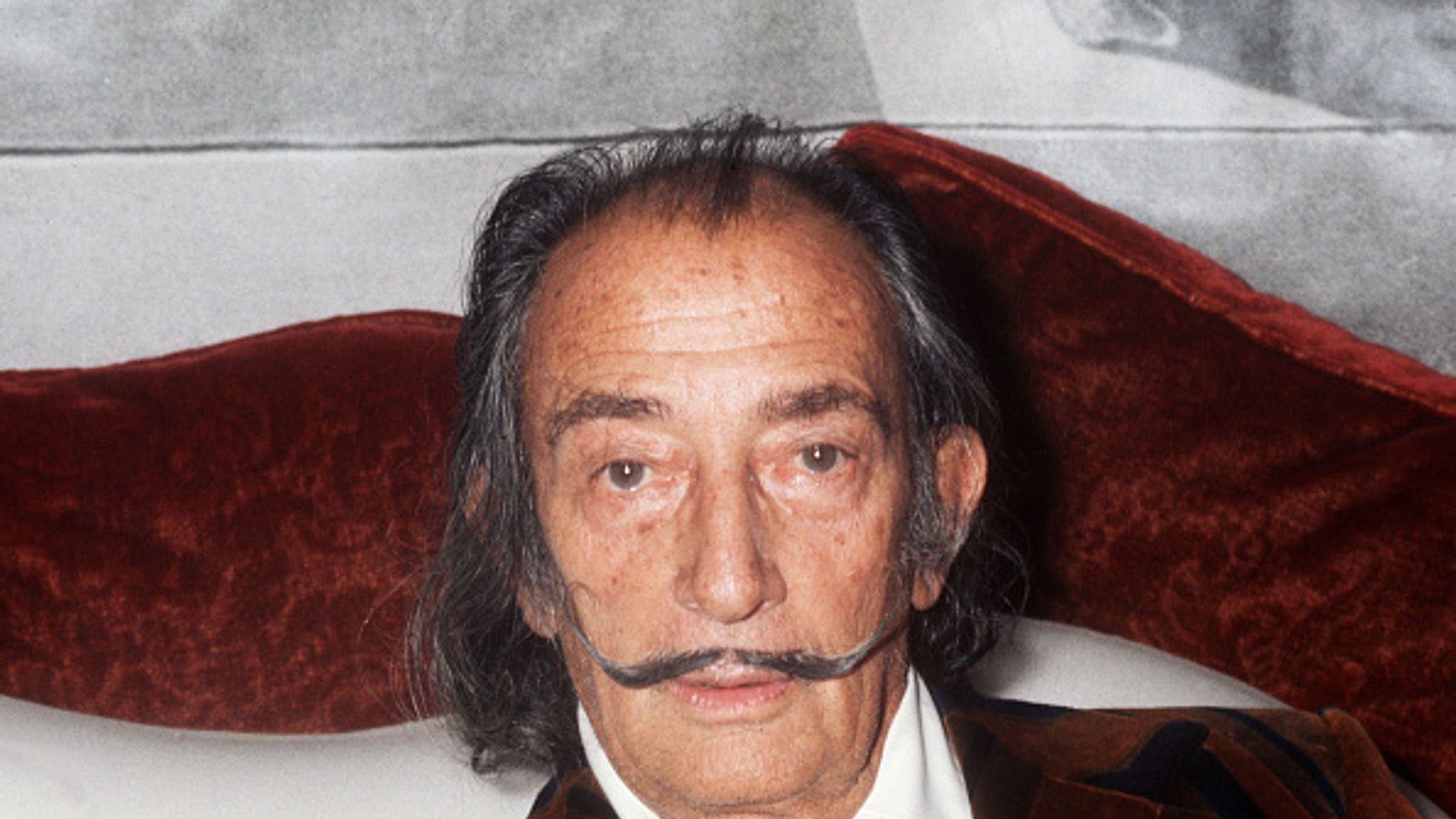 Salvador Dali: Thief will 'find it hard to sell' £15,000 etching stolen ...