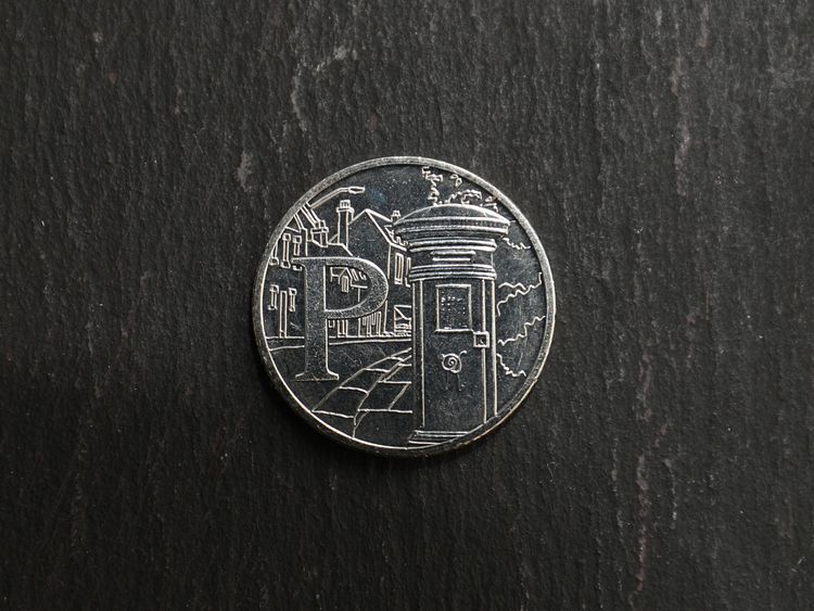 James Bond, cricket and King Arthur feature on new 10p coins revealed ...