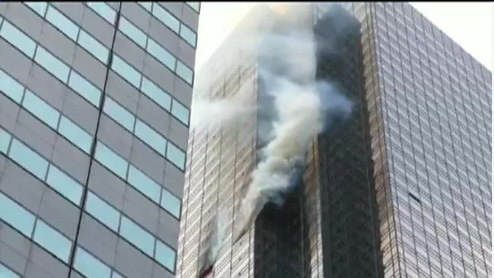 Fire breaks out at Trump Tower | News UK Video News | Sky News
