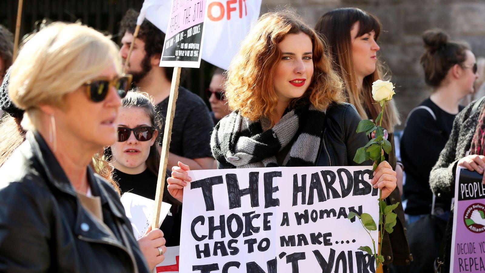 Trolls attack Irish women's pro-choice Facebook group | Science ...