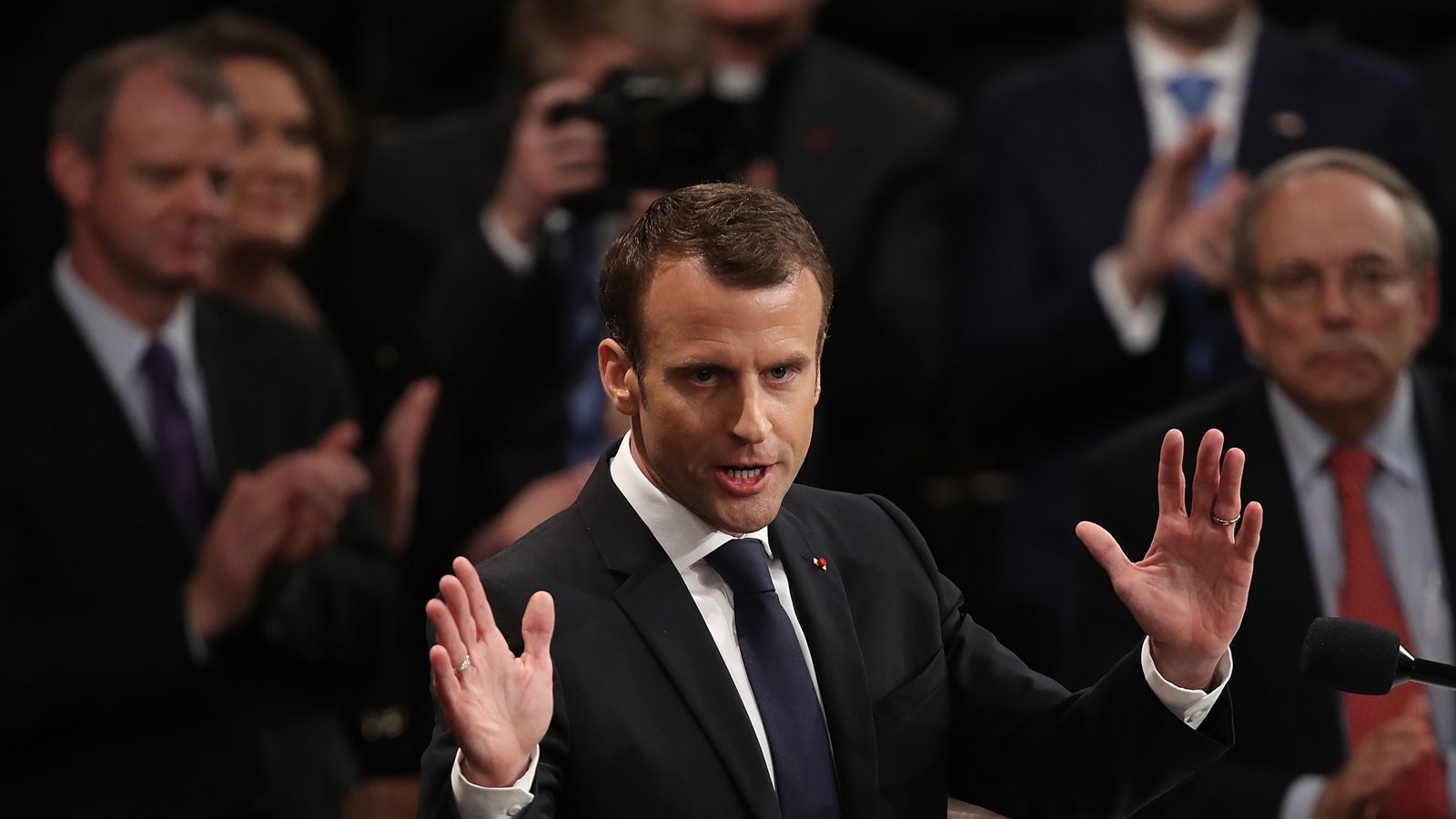 Emmanuel Macron urges US: 'Don't close door to the world' | US News ... Emmanuel Macron urges US: 'Don't close door to the world' | US News ...