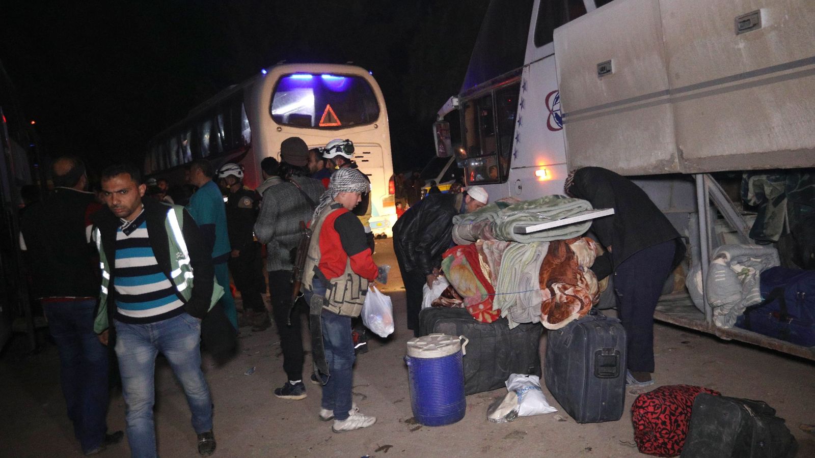 'Deal struck' to end 'hell on earth' fighting in besieged Syrian ...