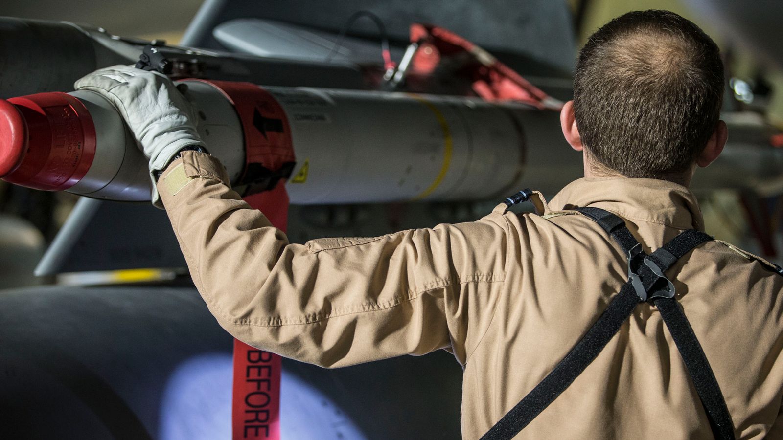 US: Airstrikes target Syrian chemical weapons programme | World News ...