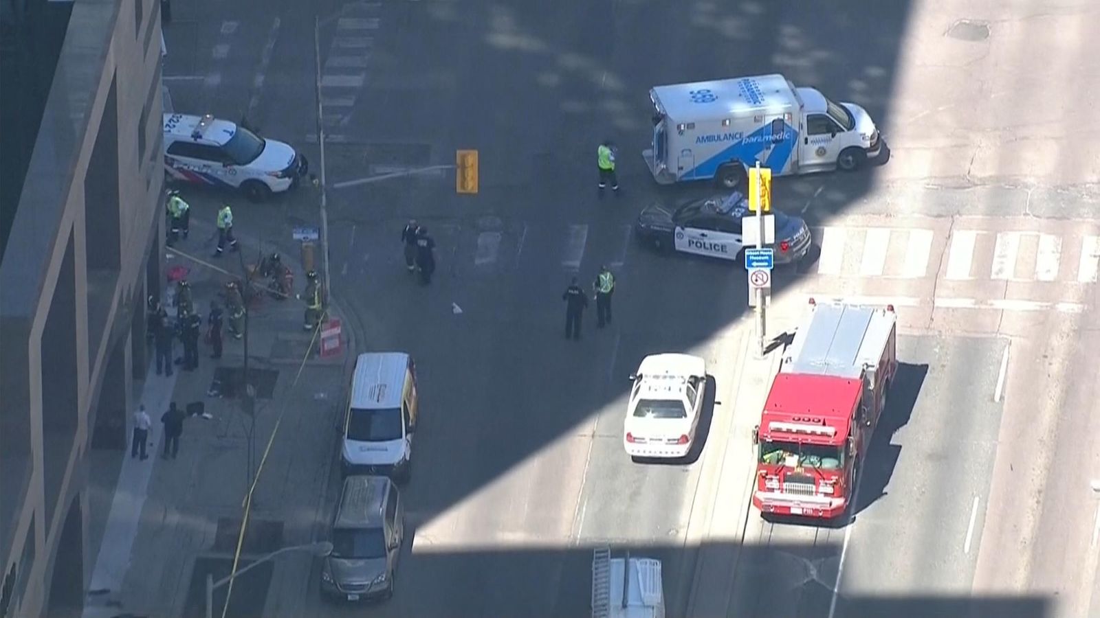 Toronto van swerves across four lanes to 'deliberately' hit pedestrians ...