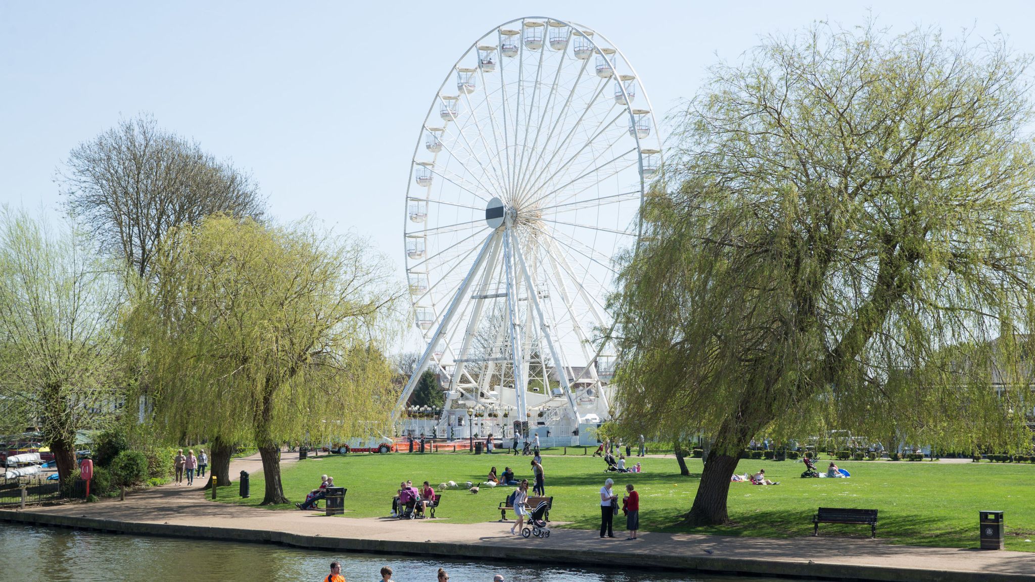UK basks in hottest April day for 70 years | UK News | Sky News