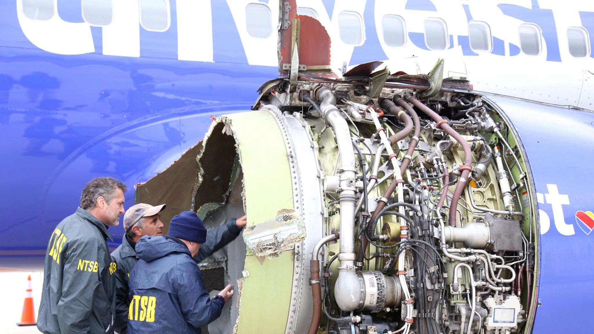 Woman Sucked From Plane Southwest Accelerate Related Engine