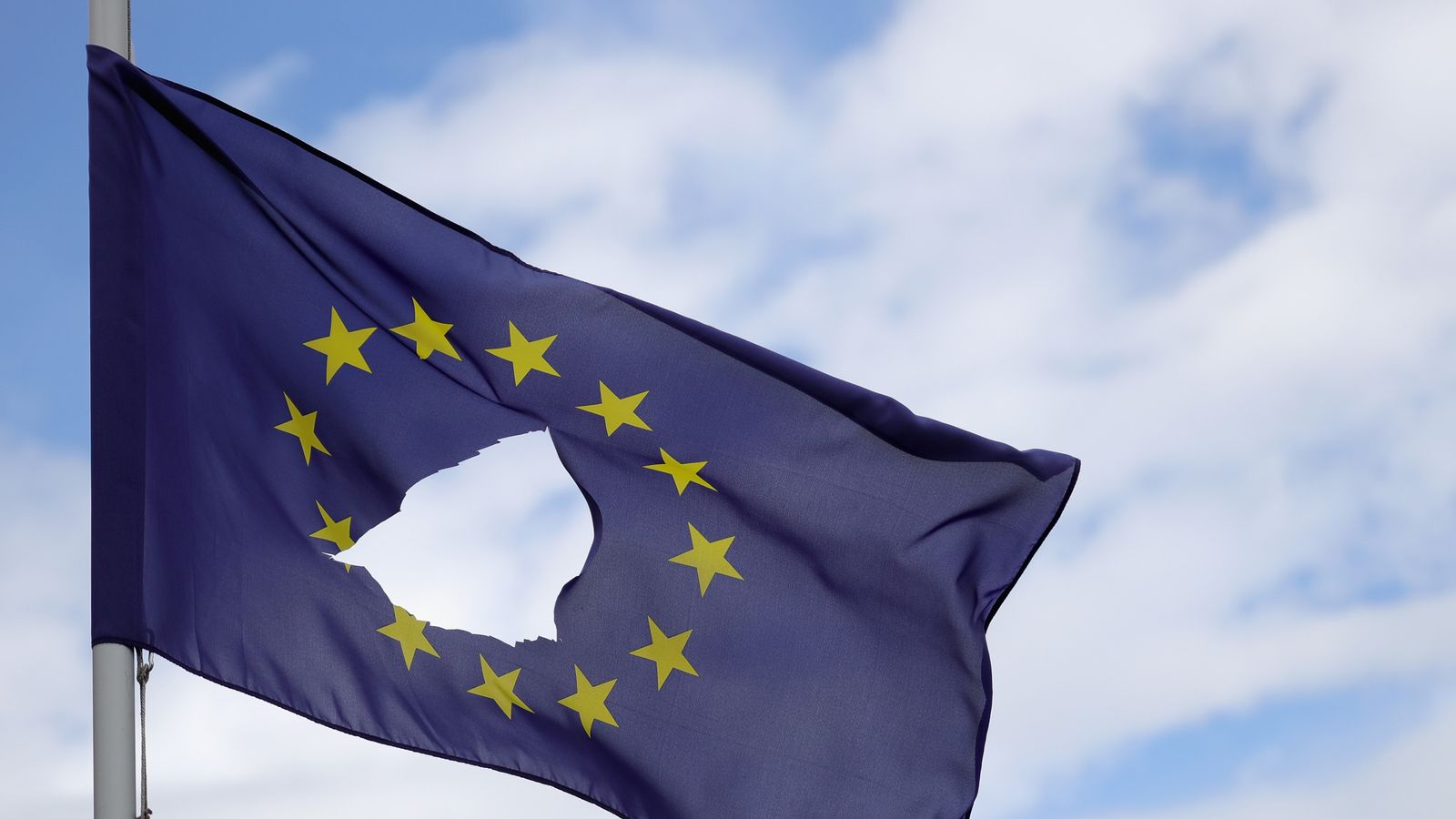 Austria calls for overhaul of EU free movement | Politics News | Sky News
