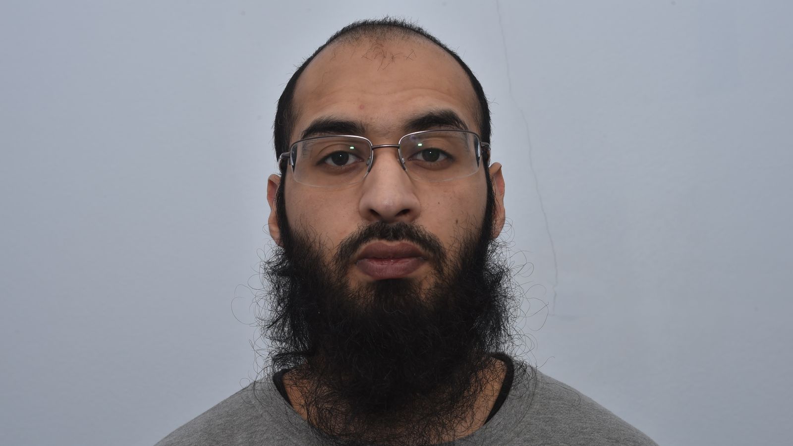 Man admits Prince George plot after changing plea mid-trial | UK News ...