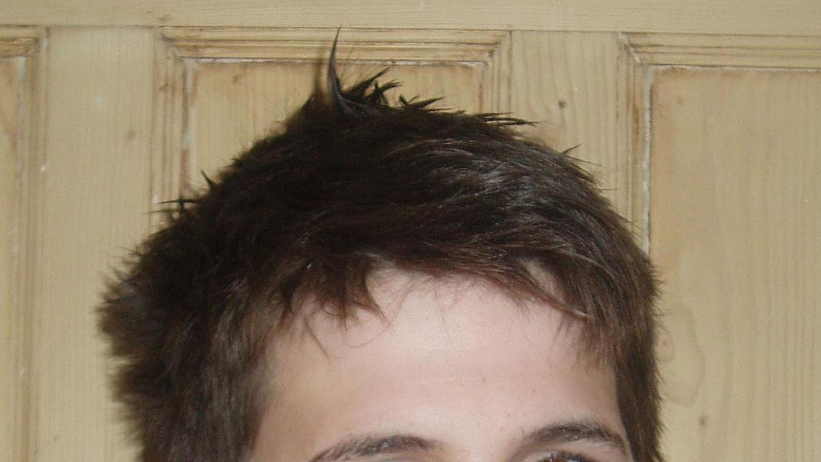 Memorial held 10 years after murder of teenager Jimmy Mizen at bakery ...