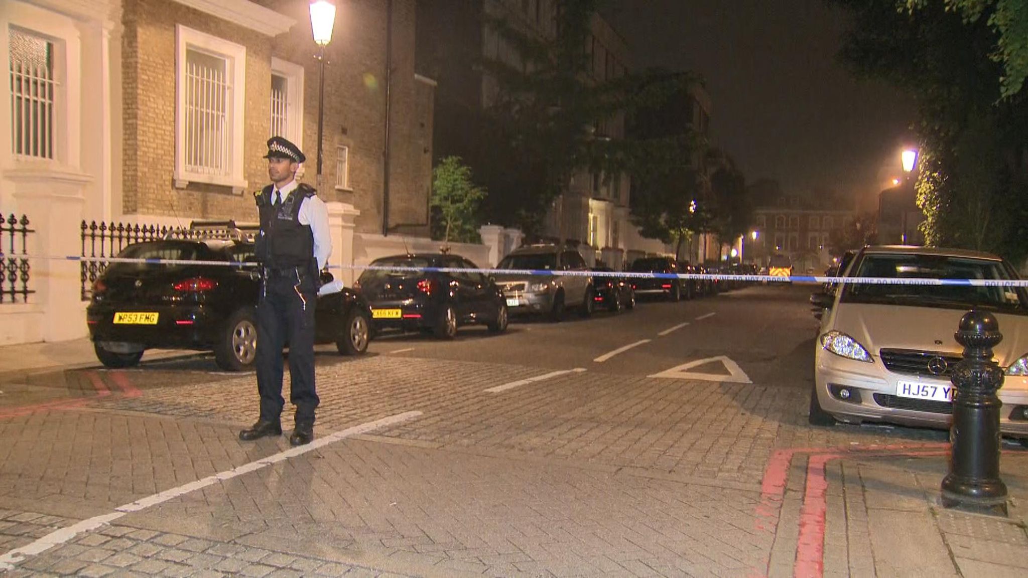 Murder investigation launched after man stabbed to death in Chelsea ...