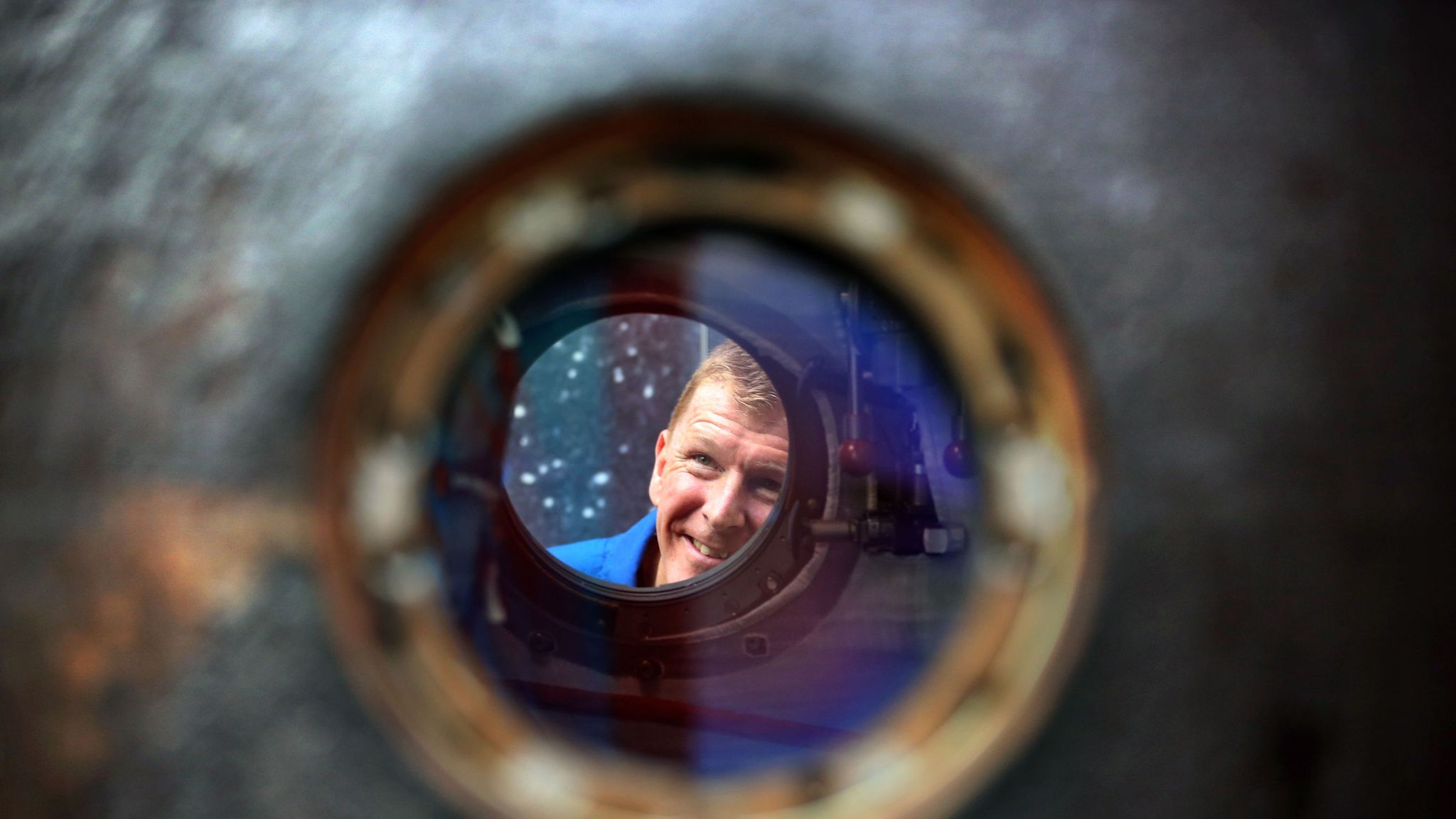 Astronaut Tim Peake reunited with Soyuz space capsule | UK News | Sky News