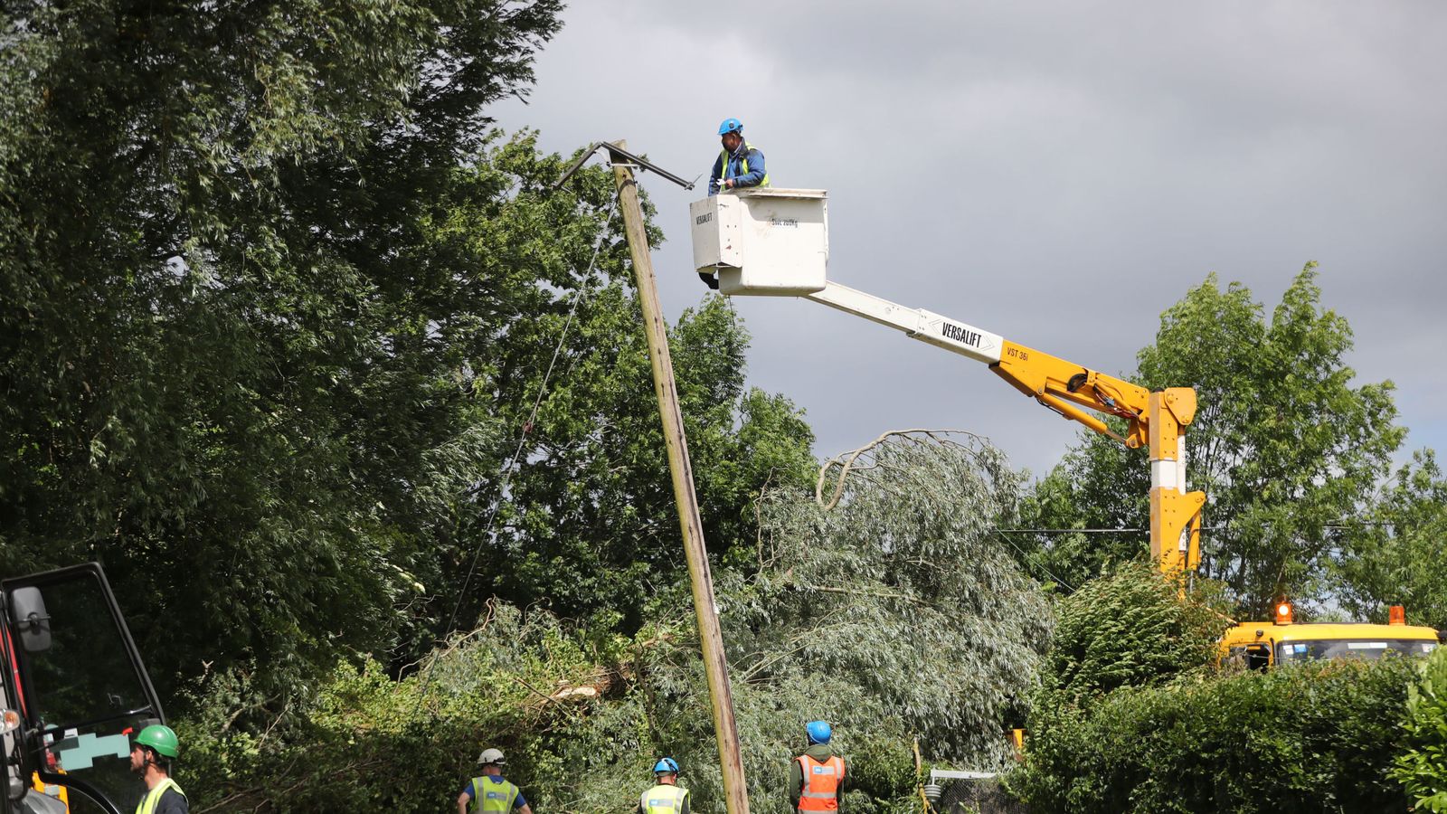 Storm Hector: Tens of thousands without power as winds up to 100mph hit ...
