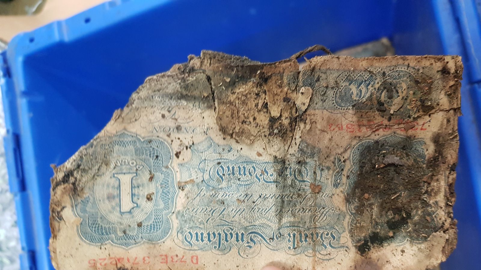 Second World War bank notes 'worth £1m' found under Brighton shop floor ...