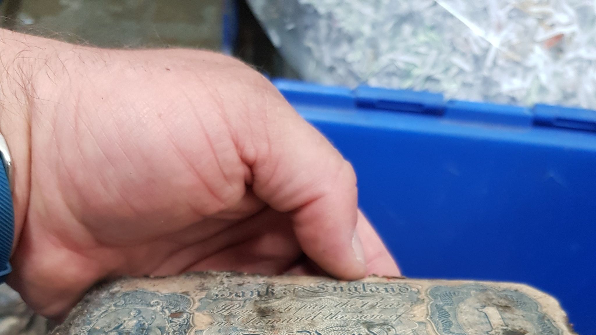 Second World War bank notes 'worth £1m' found under Brighton shop floor ...