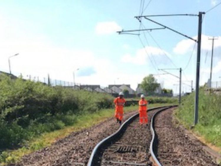 UK weather: 'Extreme' heat set to cause travel disruption after hottest day