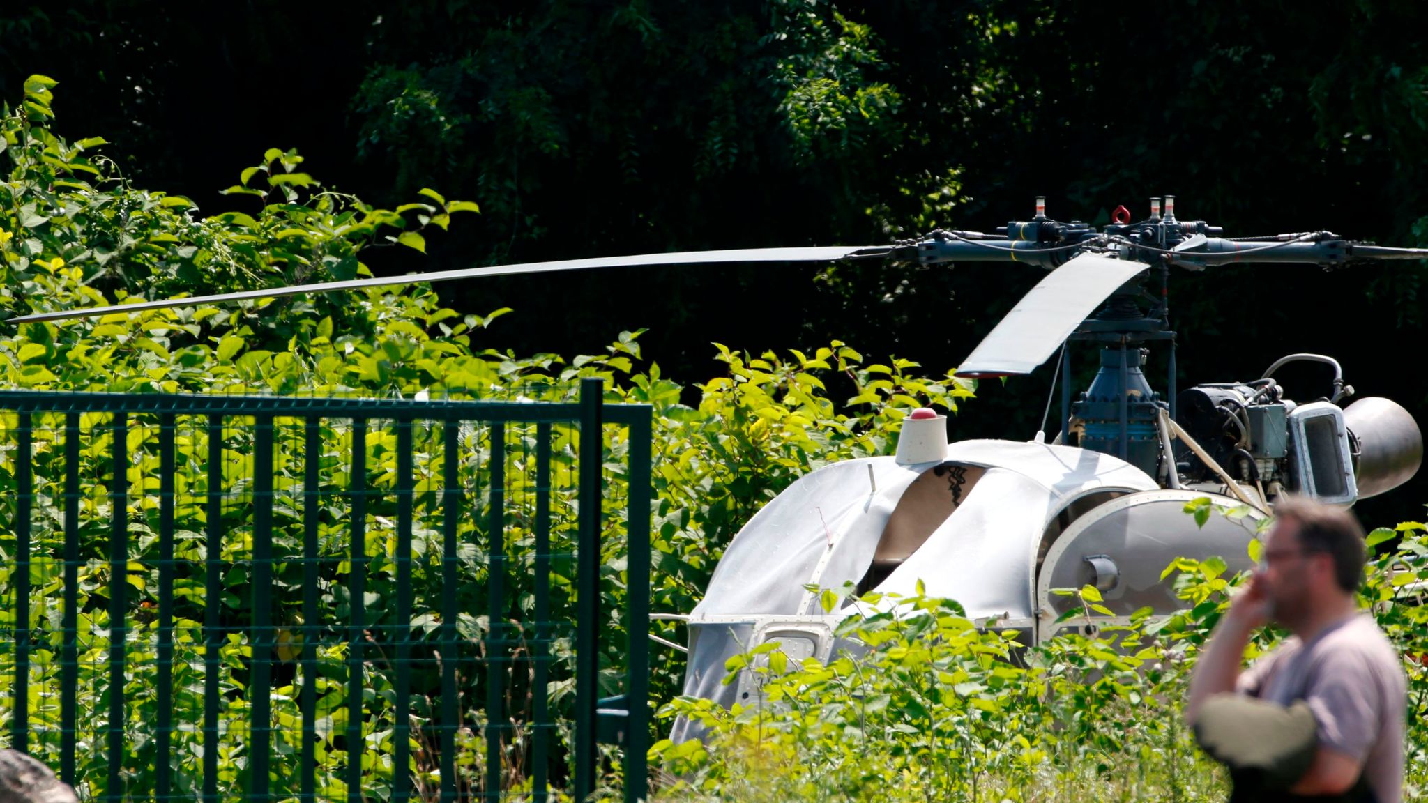 Notorious killer Redoine Faid escapes French jail by helicopter | World ...