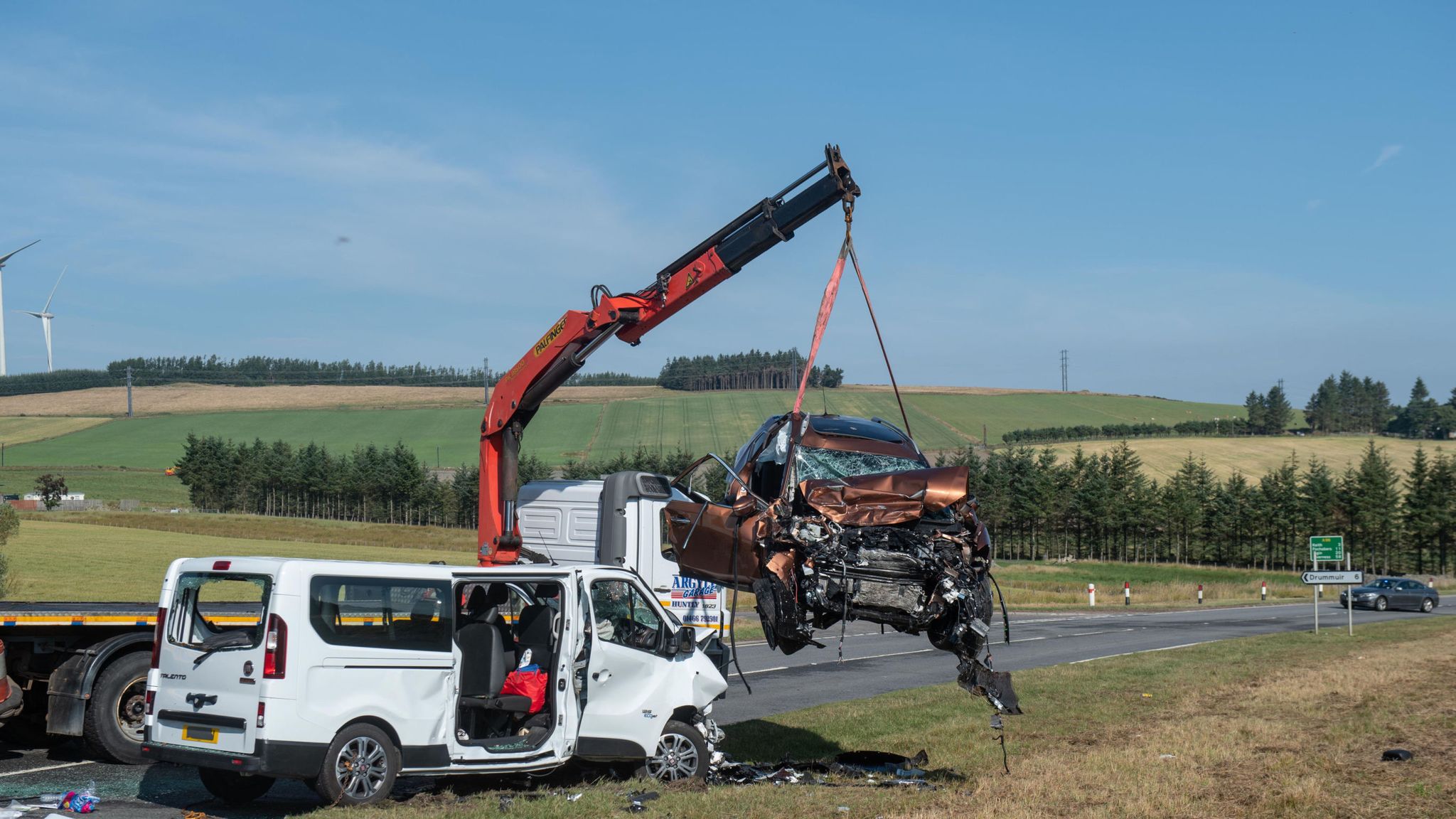 Boy, 4, among five killed in minibus and car crash in Scotland | UK ...