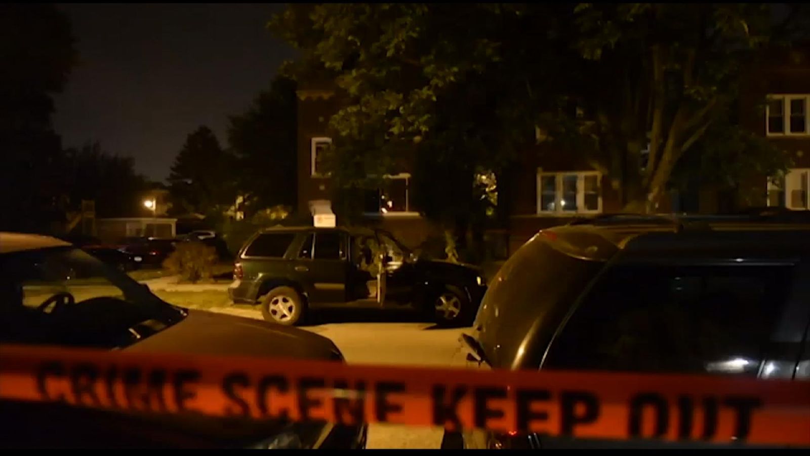Chicago gun violence leaves 11 dead and 70 wounded after bloody weekend ...