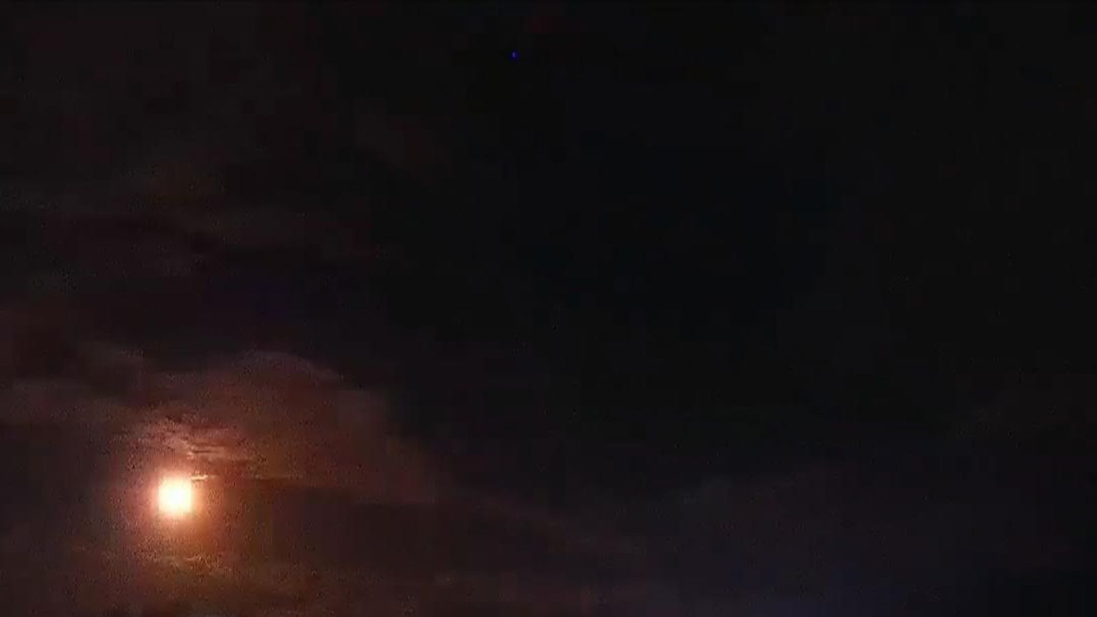 Fireball streaks across Perth night sky | World News | Sky News