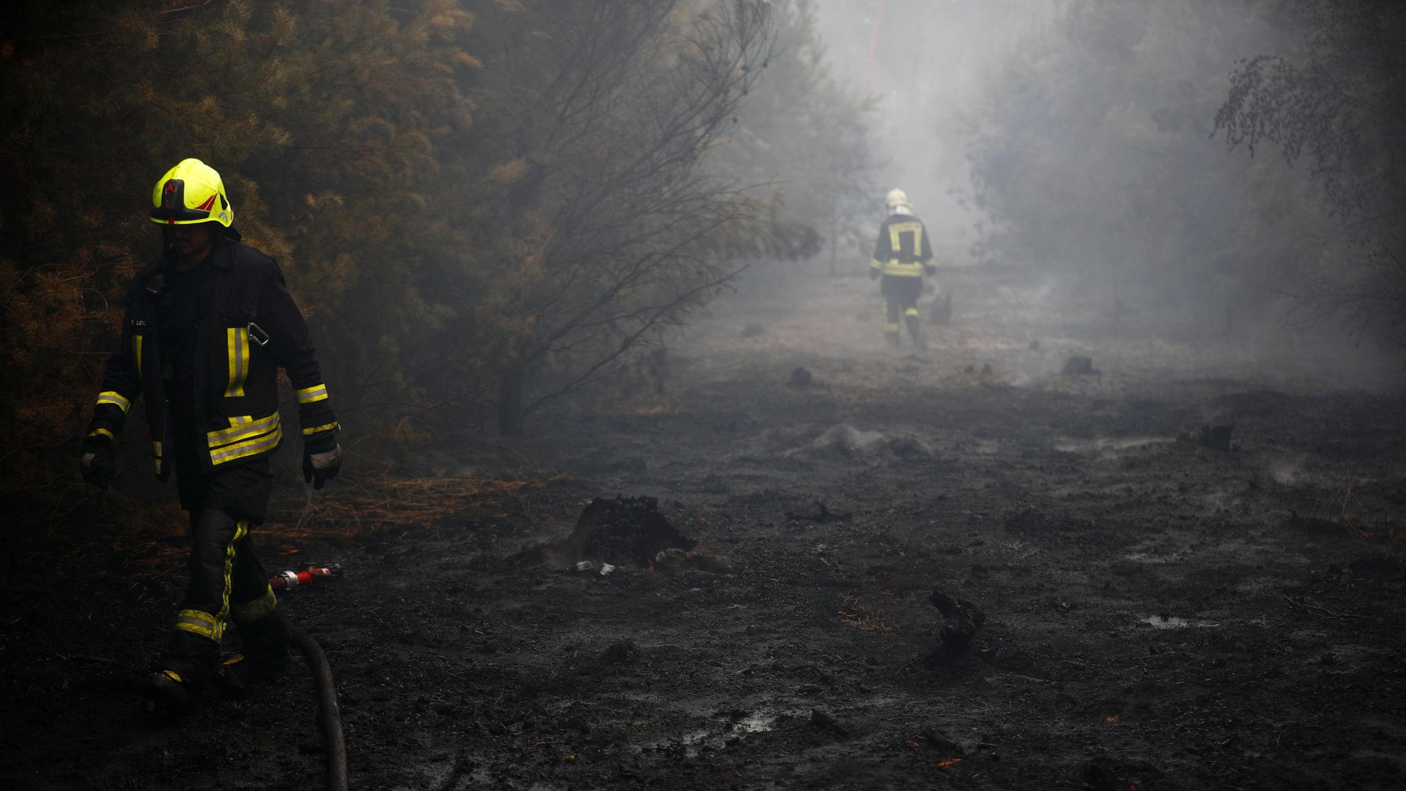 Hundreds flee amid buried WW2 ammo risk as wildfire burns near Berlin ...